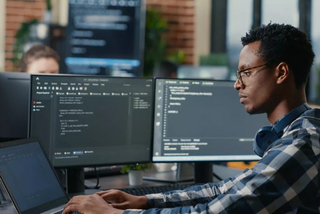 Keamanan dan Infrastruktur Jadi Faktor Penting untuk Bisa Adopsi Edge ...